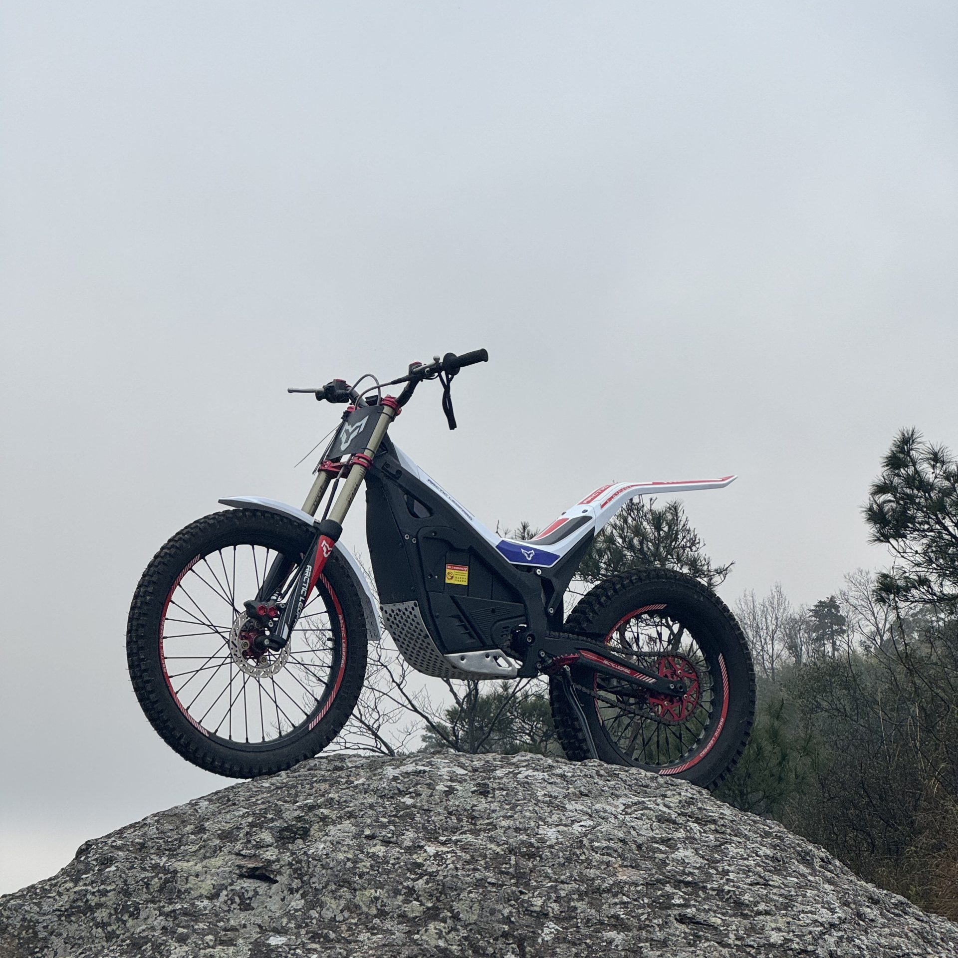 Electric Dirt Bikes - Arctic Leopard New Zealand